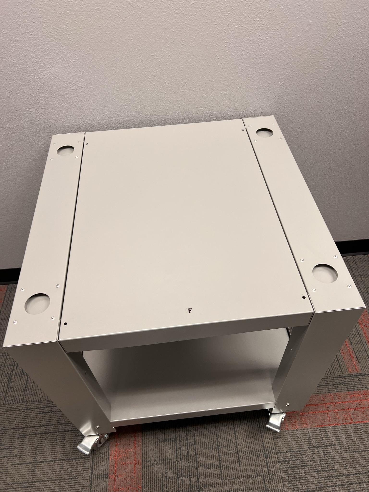 Assembling the Universal Cart – MELCO Help Center